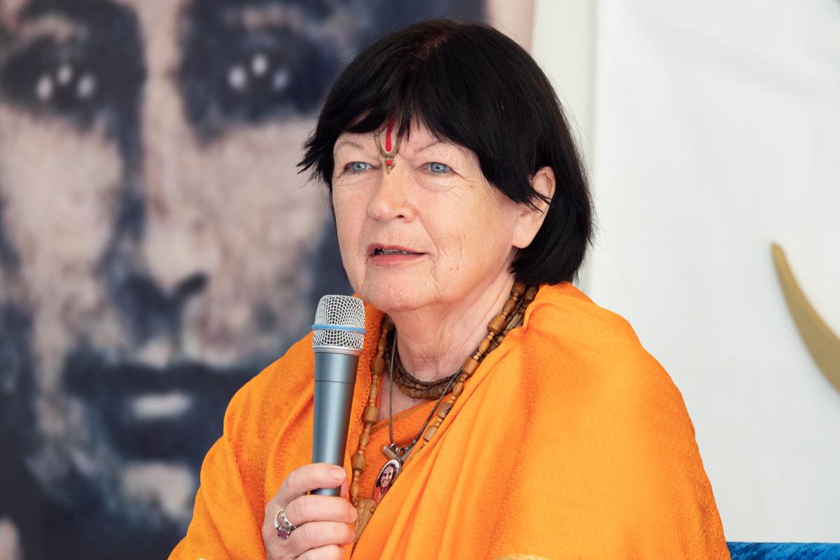 LANDES-SWAMINI - Bhakti Marga Switzerland